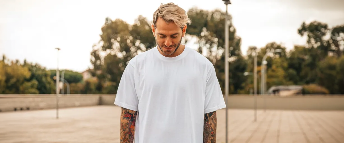 Guide to Men’s T-shirt Size Chart India | How to Measure T-shirt Size ...