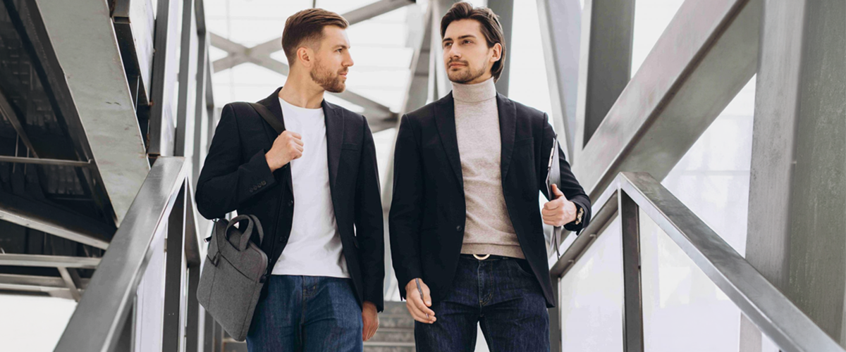 How to Style Round Neck T-Shirts for Men: Easy Looks from Casual to Sm ...